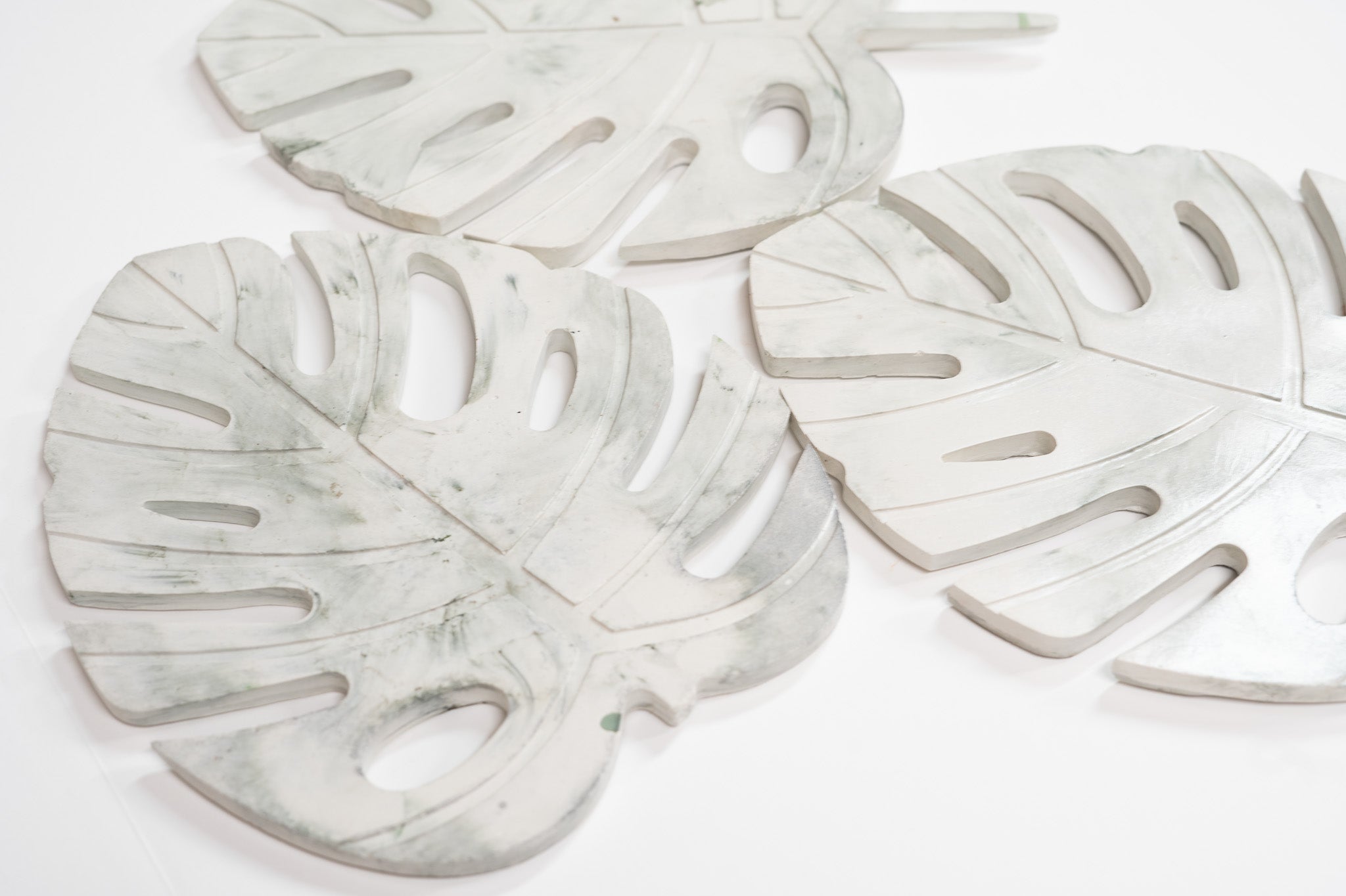 Marbled Monstera Leaf – Hollyhock Home Co.